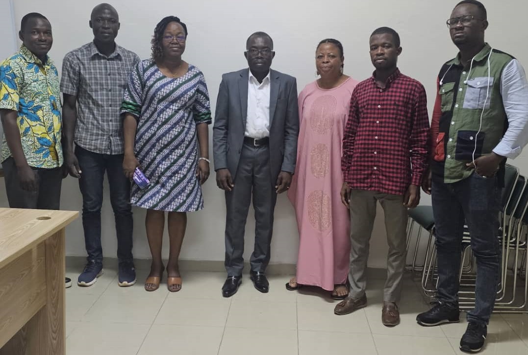 Drépanocytose, causes, traitement… Pr Magnang à cœur ouvert avec des membres du REMAPSEN-Togo ...